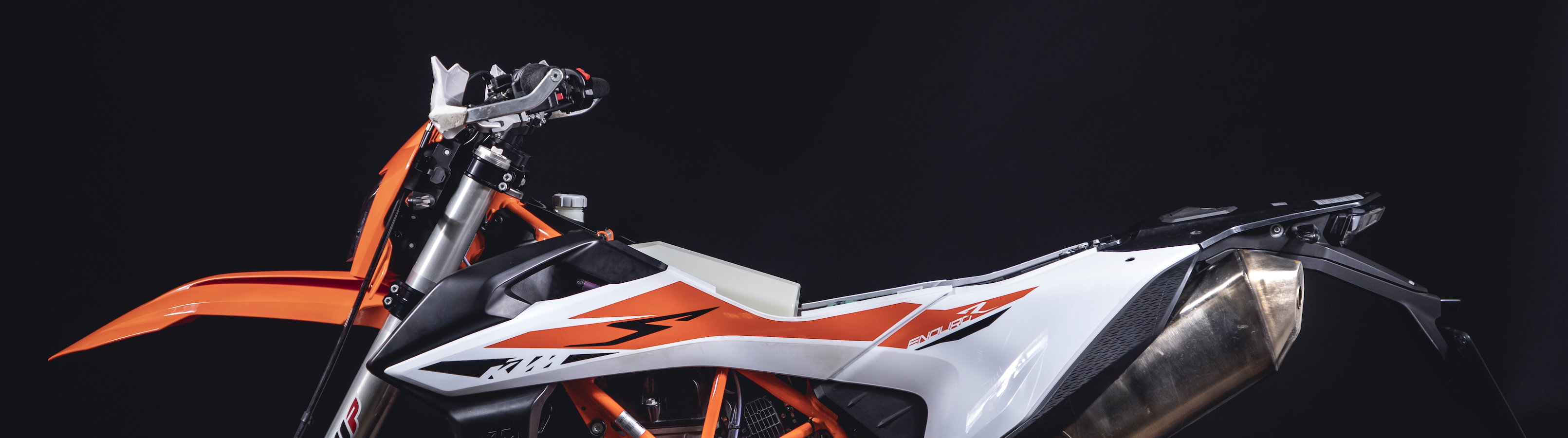 KTM 690-19 auxiliary tank - Rade Garage