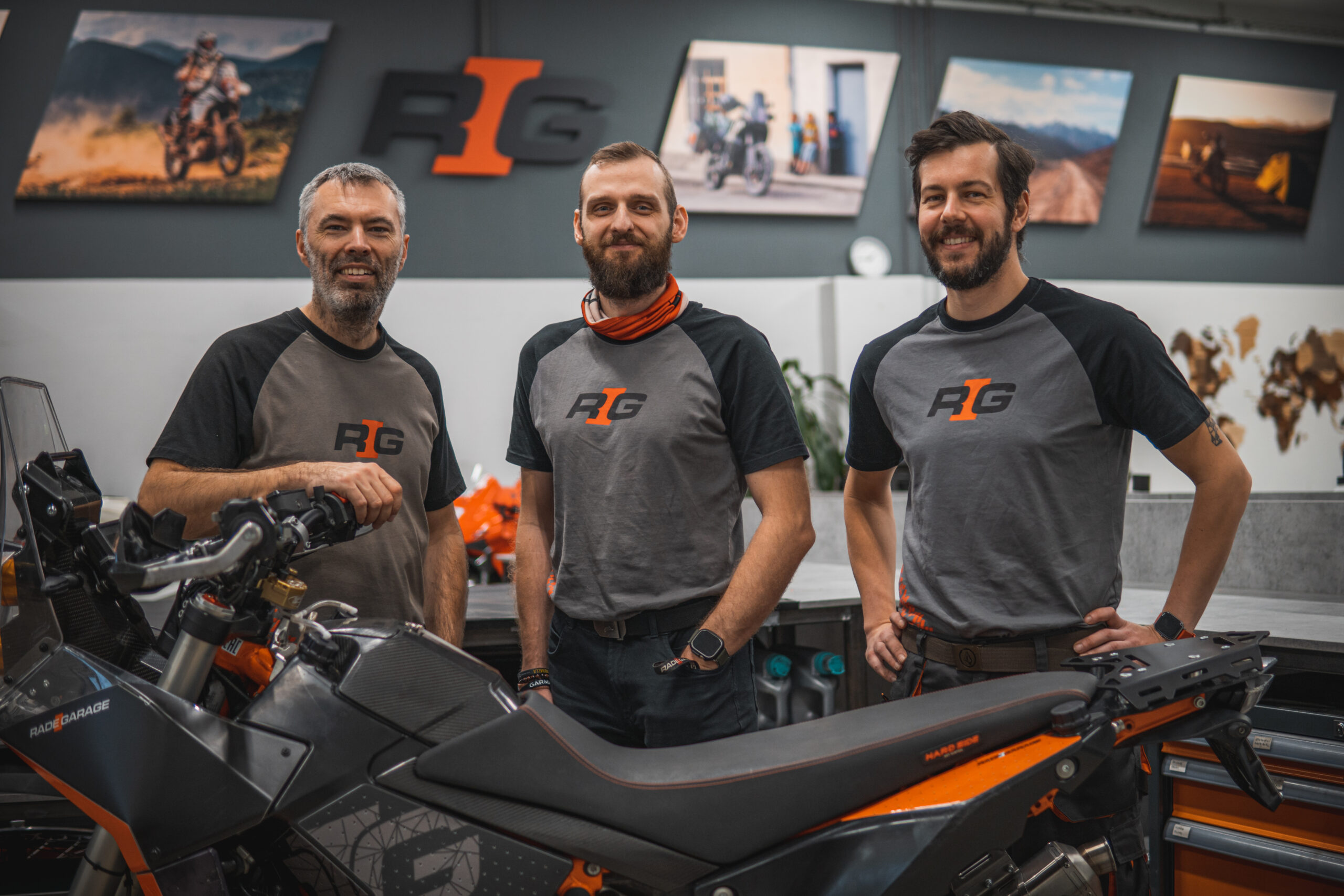 About Us & Contact - Rade Garage